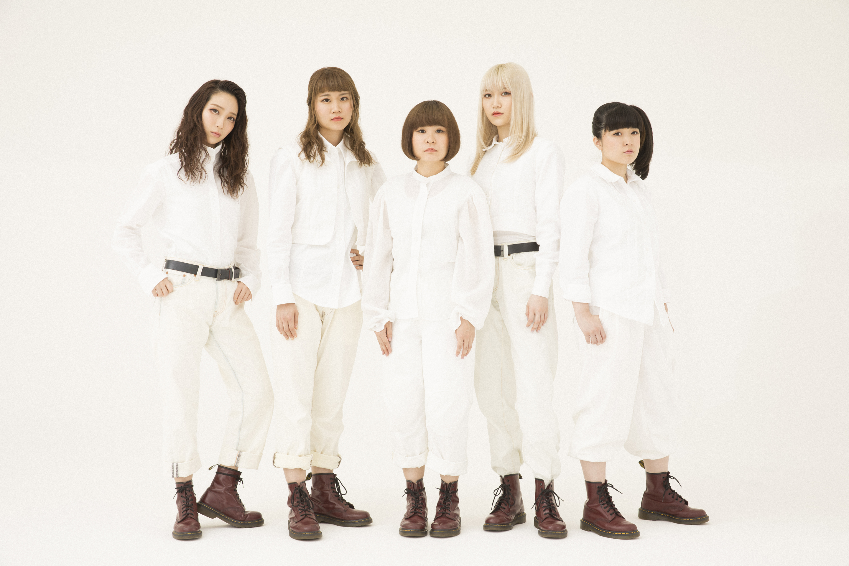 【BILLIE IDLE】全国7ヶ所を巡るツアー開催決定、プー・ルイ含む現体制での新録ベスト盤も - StoryWriter