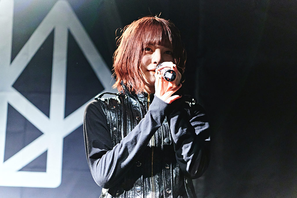 【LIVE REPORT】ASPが初ライヴでアルバム全曲披露、アンコールで再びノンストップで13曲 - StoryWriter